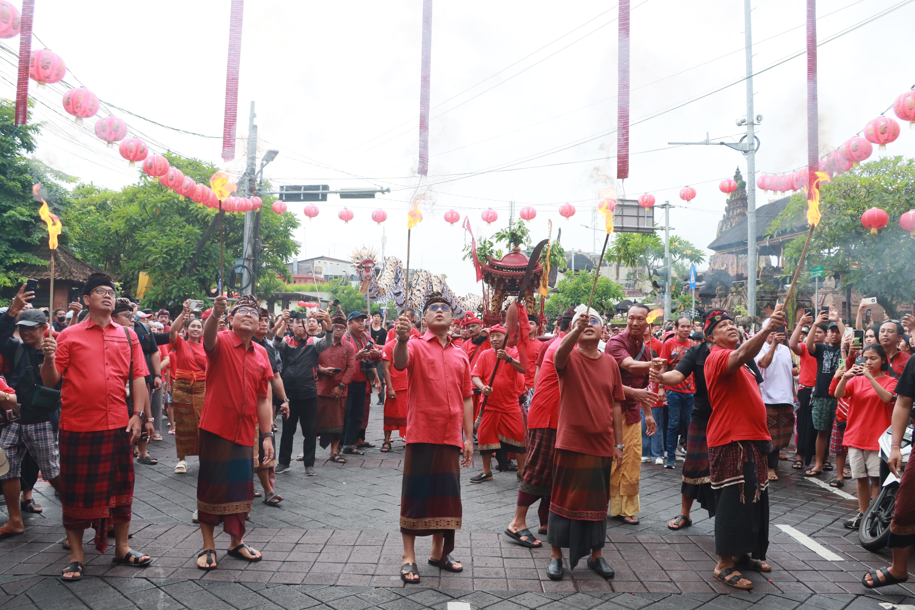 Walikota Jaya Negara Hadiri Semarak Ritual Imlek Inkulturasi Budaya ...